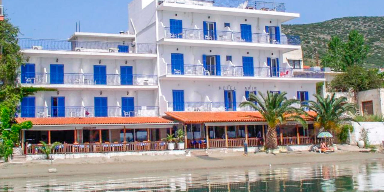 Hotel Aris i Tolo på det græske fastland - bestil din rejse her